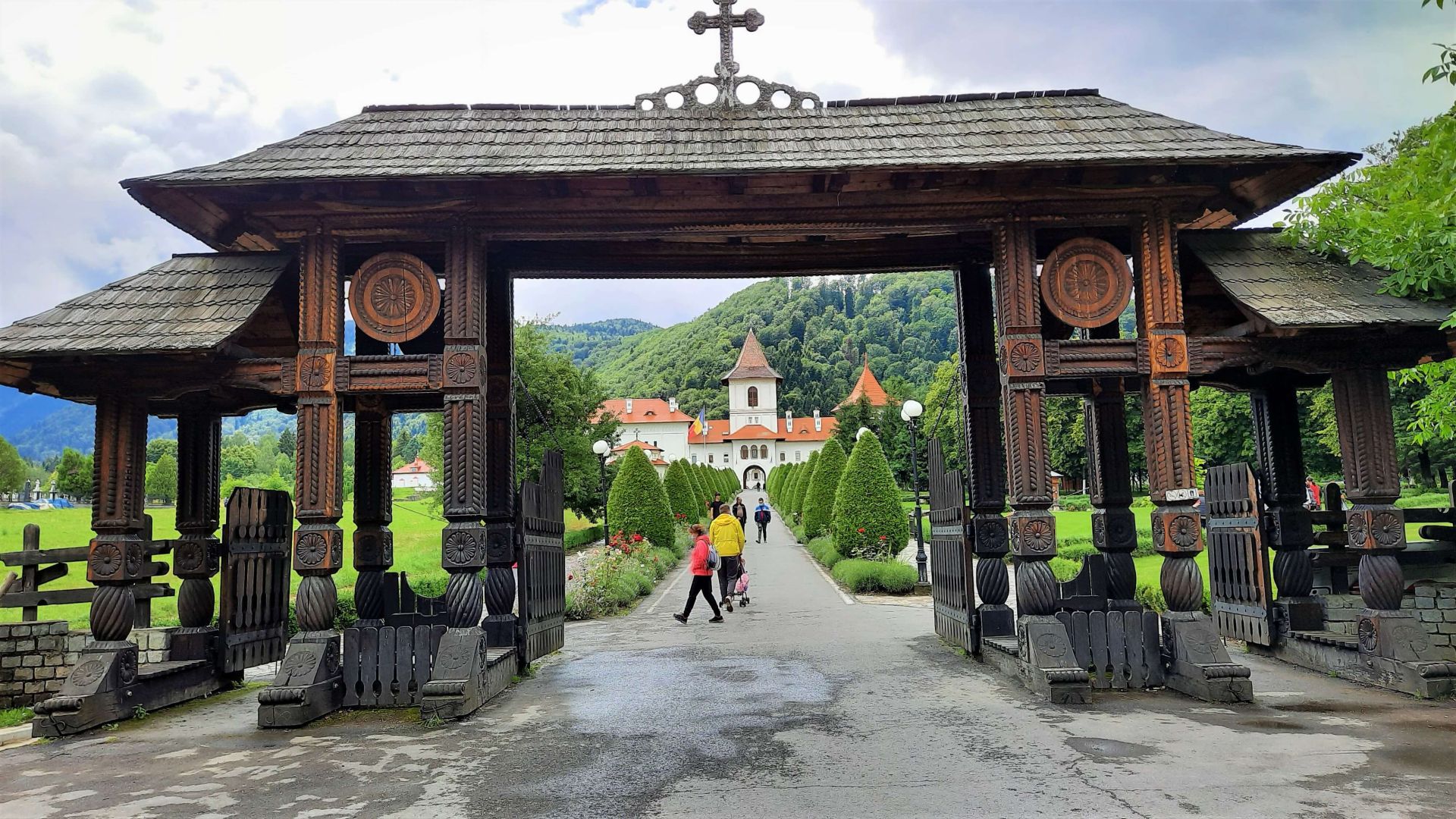 3 excursii de la Albota - Călător Povestitor